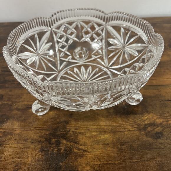 Unmarked | Dining | Vintage 3 Footed Etched Stardesign Heavy Leaded ...